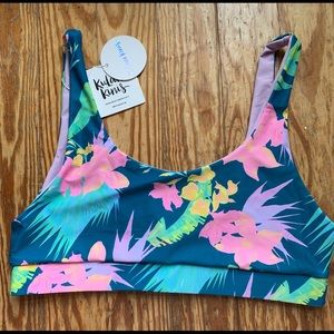 Kulani Kinis - Poshmark